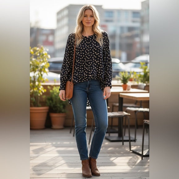 Alexander Jordan | Tops | Alexander Jordan Floral Long Sleeve Top Euc ...